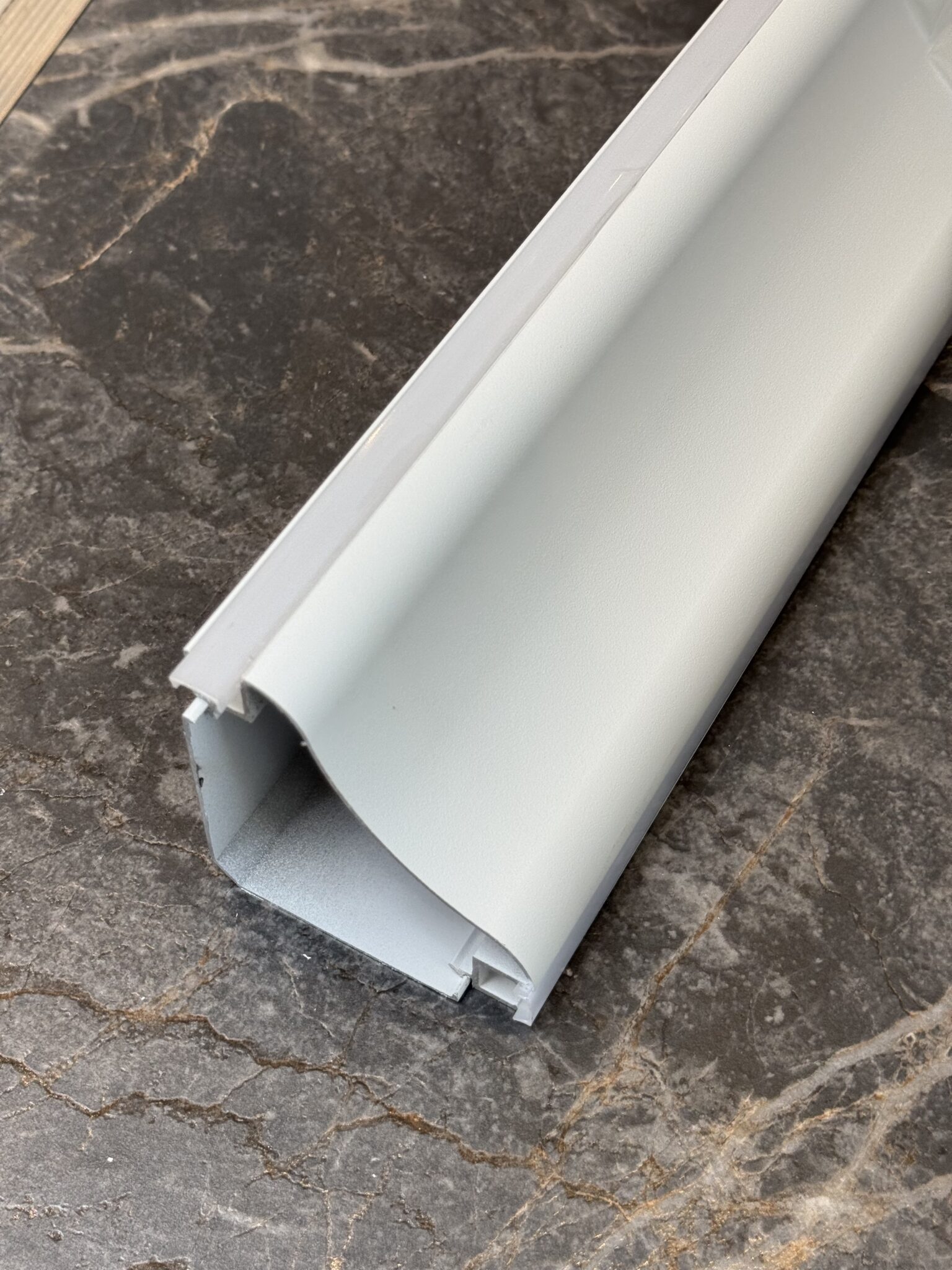 Corniche LED Profile - Snowden World